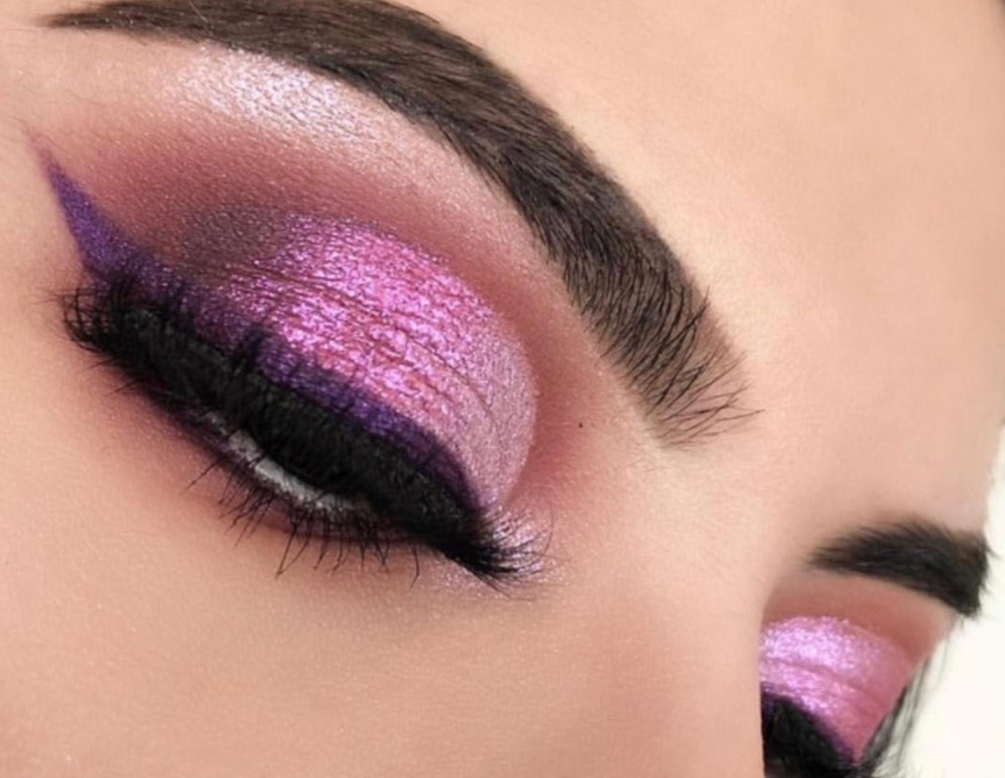 The History of Makeup – Eleman Beauty